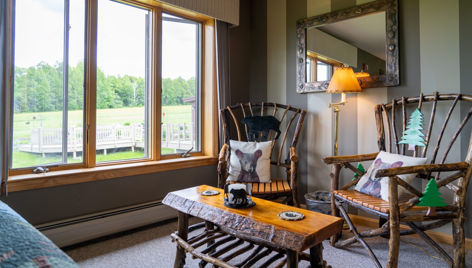 Bear Room - First Settlers Lodge